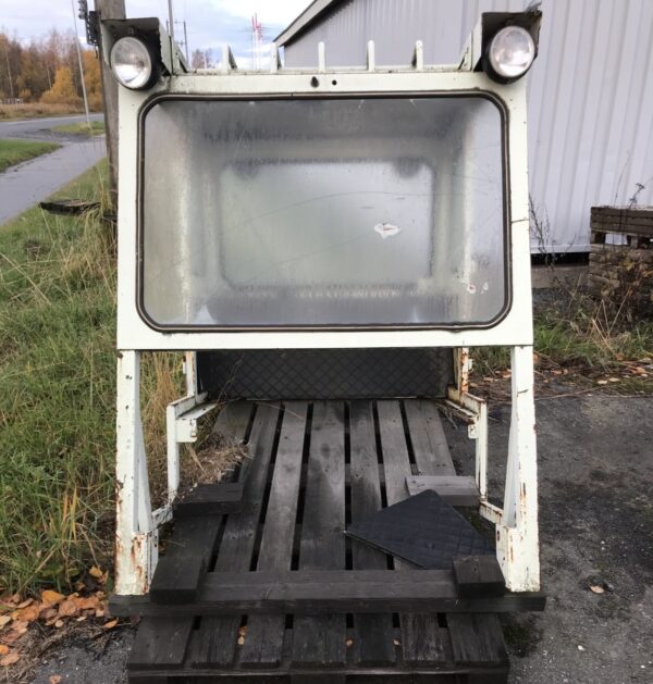 Trukki Yale hytti - Purkukolmio Oy