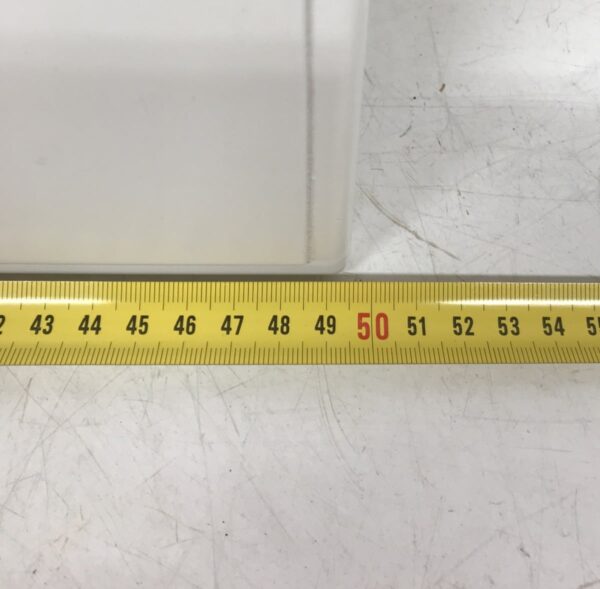 Holvi kalusteovi 49,5 cm * 99 cm vetimellä, oikeakätinen, naarmu ...