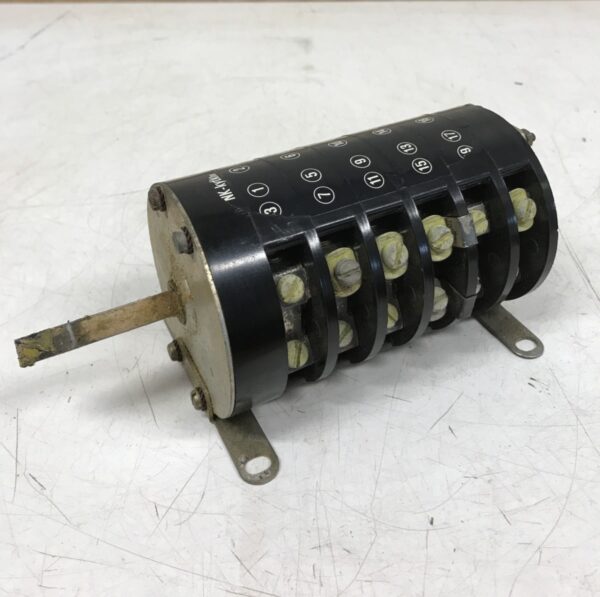 Katko kytkin NKEK 325/021 varaosiksi - Purkukolmio Oy