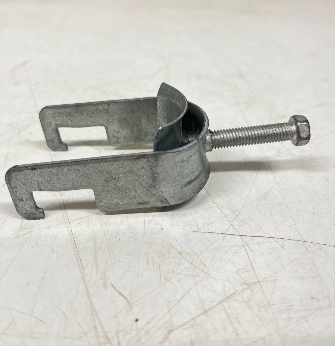 Kaarikiinnike Meka CCA-40 ZN - Purkukolmio Oy