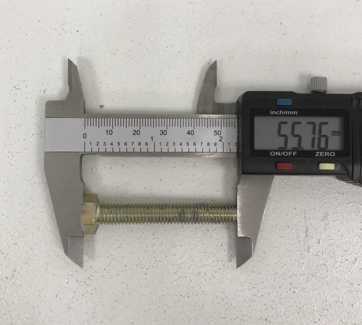 Pultti M8 * 50 mm 5.8 keltapassivoitu - Purkukolmio Oy